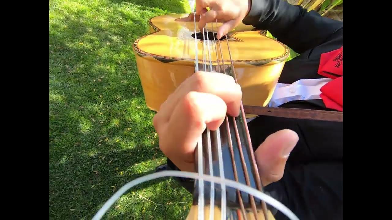 Mariachi Mi Ciudad De Bakersfield - Los Laureles - YouTube