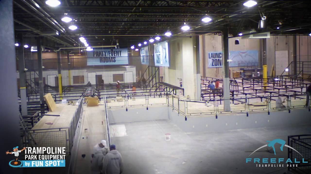 Free Fall Trampoline Park by Funspot [Time Lapse] - YouTube