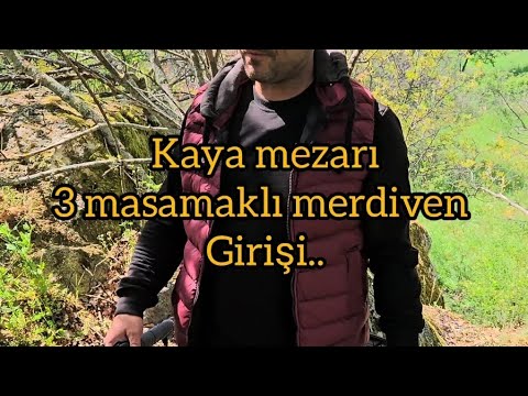 kaya mezarı (3 basamaklı)