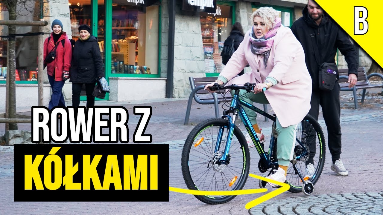 JAZDA ROWEREM NA DODATKOWYCH KÓŁKACH - YouTube