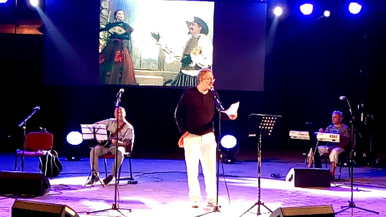 Desko Desimir Stanojevic МОЈ ЖИВОТ ЈЕ МЈУЗИКЛ - YouTube