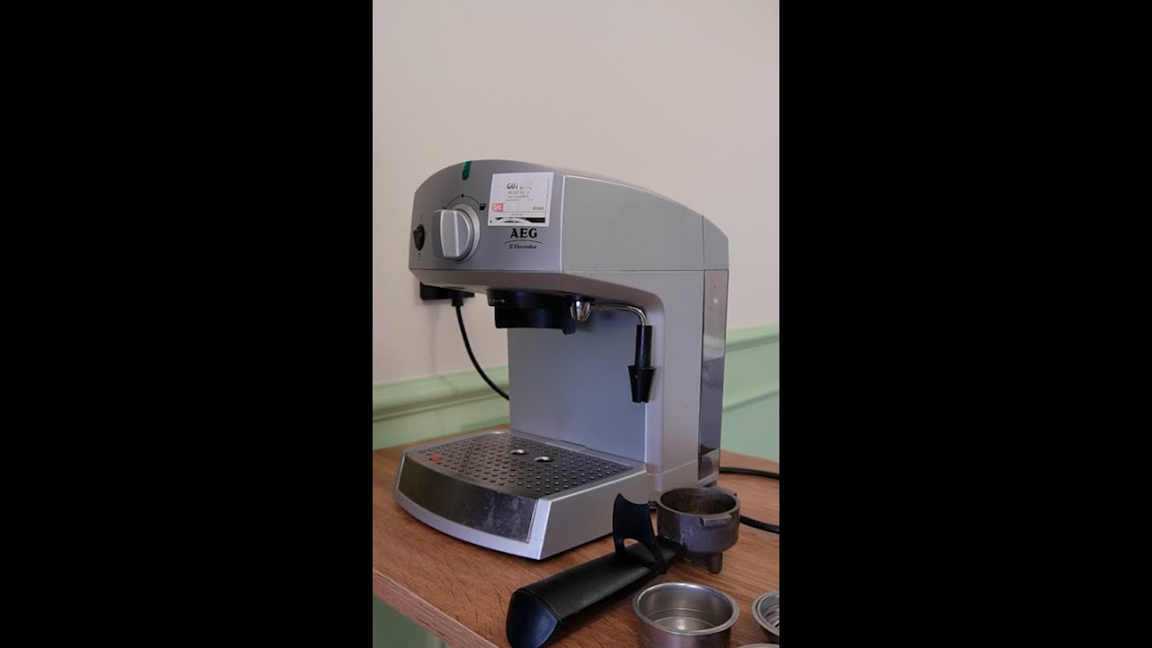 Electrolux Aeg Crema Ea 130 Espresso Coffee Maker - YouTube
