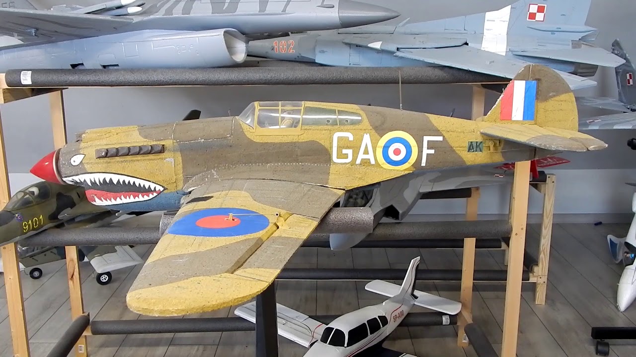 Curtiss Tomahawk P40C Tomahawk IIB stery - YouTube