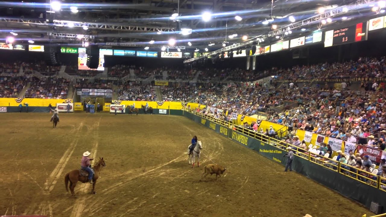 2015 Snake River Stampede Rodeo 21 - YouTube