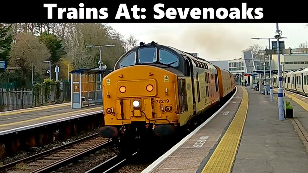 Trains At: Sevenoaks (Inc: Colas Rail Class 37, Ex-Southern 377121 ...