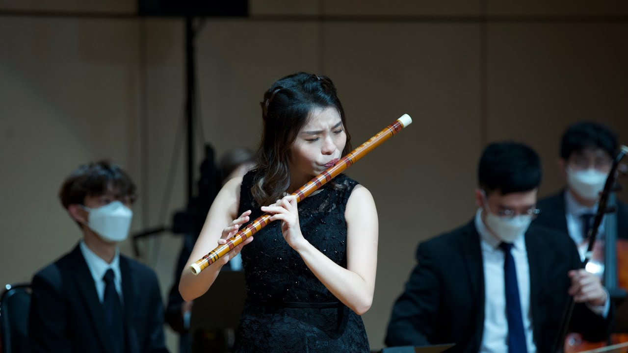 Chinese Bamboo Flute 幽蘭逢春 Orchid in Spring 竹笛：馮啟思 Jessica Fung - YouTube
