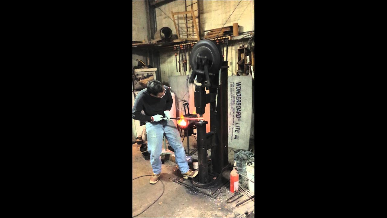 Tire hammer - YouTube