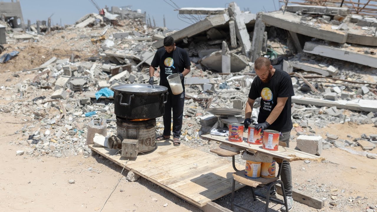 Gaza's mobile kitchen - YouTube
