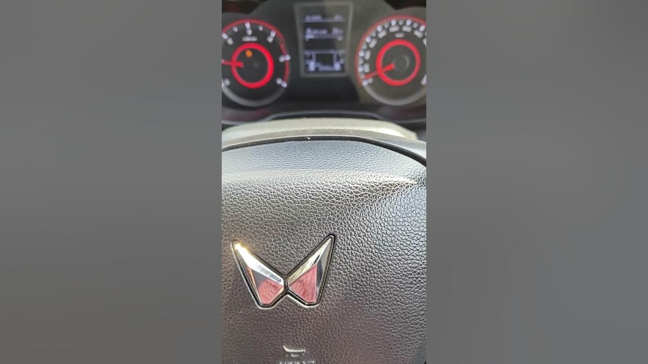 DEF level low notification in XUV 300 Mahindra - YouTube