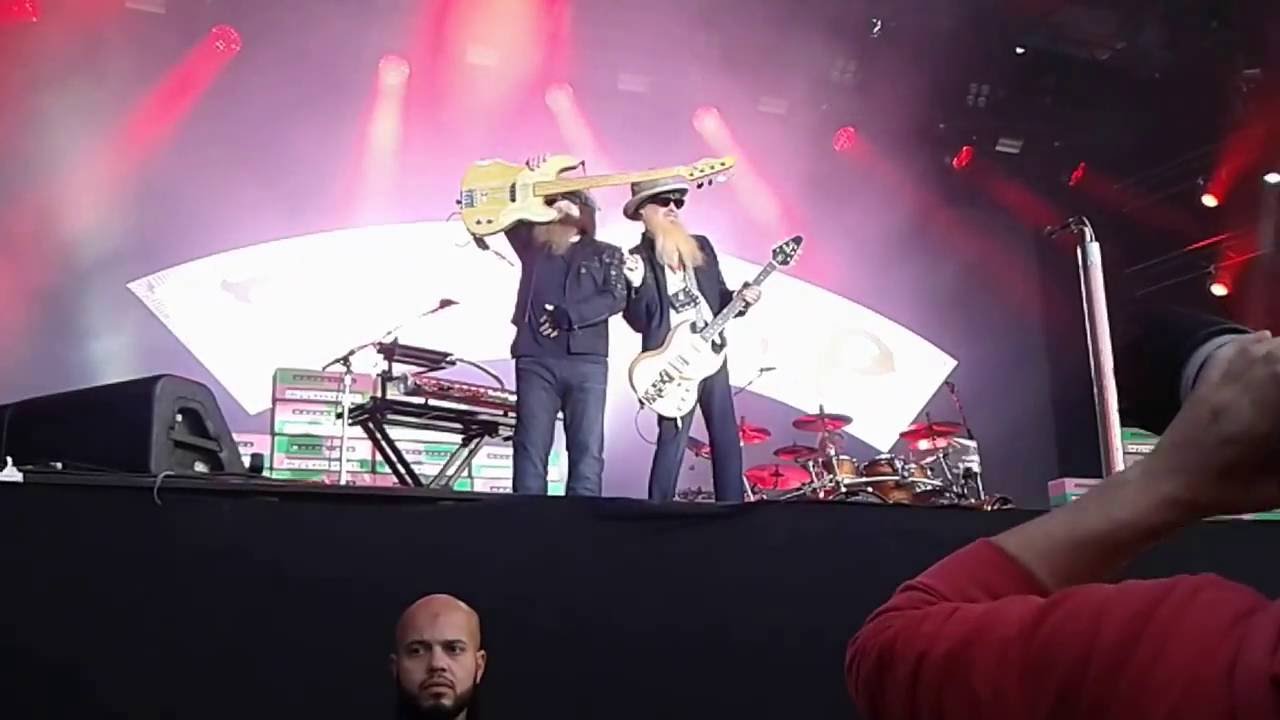 zz top concert funny - YouTube