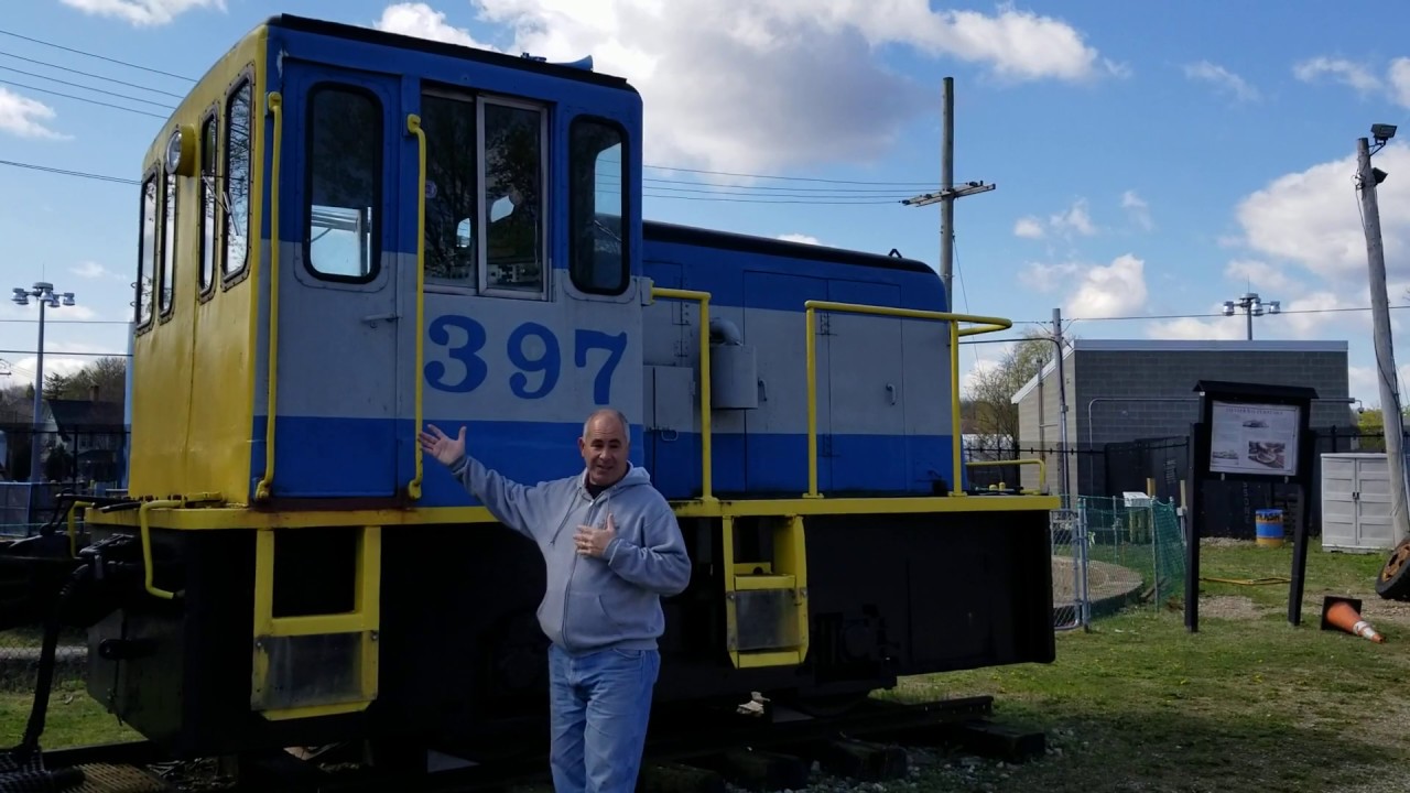 LIRR Dinkys #397 & #398 GE 25 Tonners - Virtual Tour 07 - Oyster Bay ...