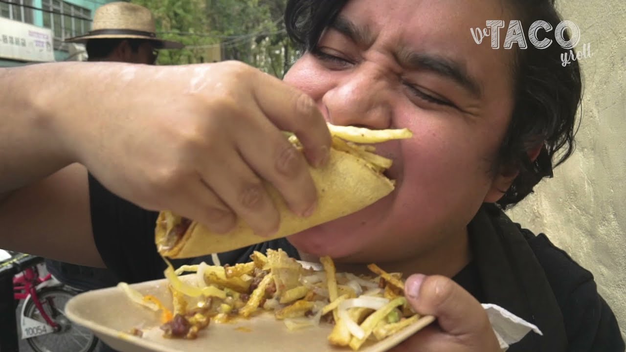 TACOS GIGANTES en Los papis, los MEJORES tacos del CENTRO de CDMX - YouTube