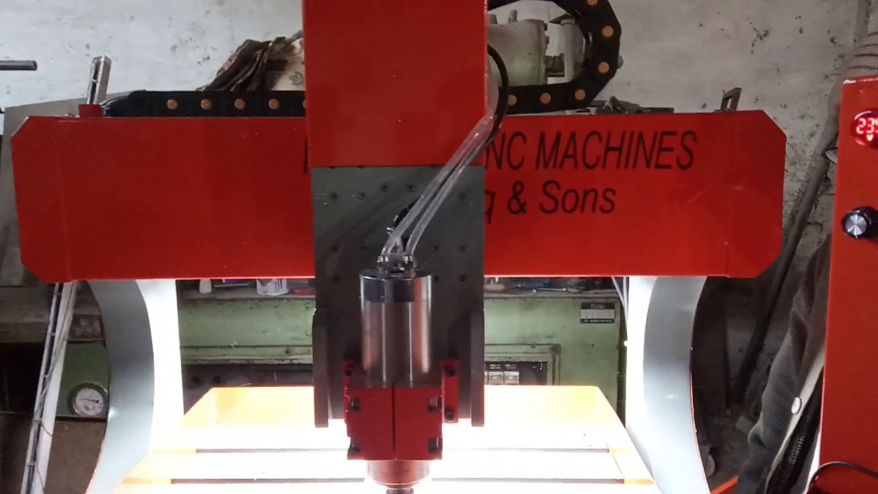Cnc router cnc machine for Engraving wood engraving Iron engraving etc ...