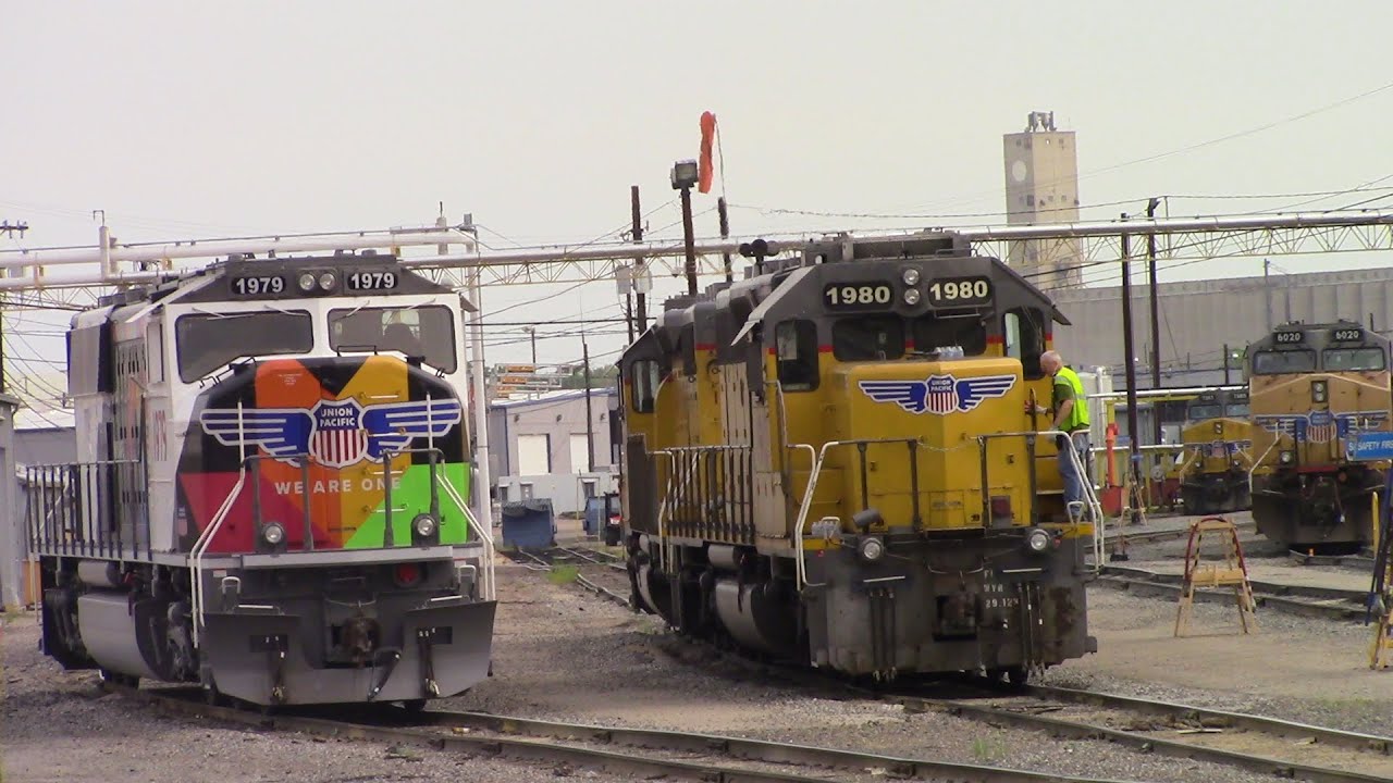 Car Kicking and locomotive Ops at Denver North yard (North Yard Weekend ...