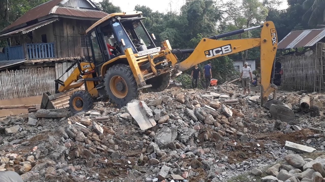 JCB Digger Collecting Stones and Mud - JCB Cleaning Field For Home ...