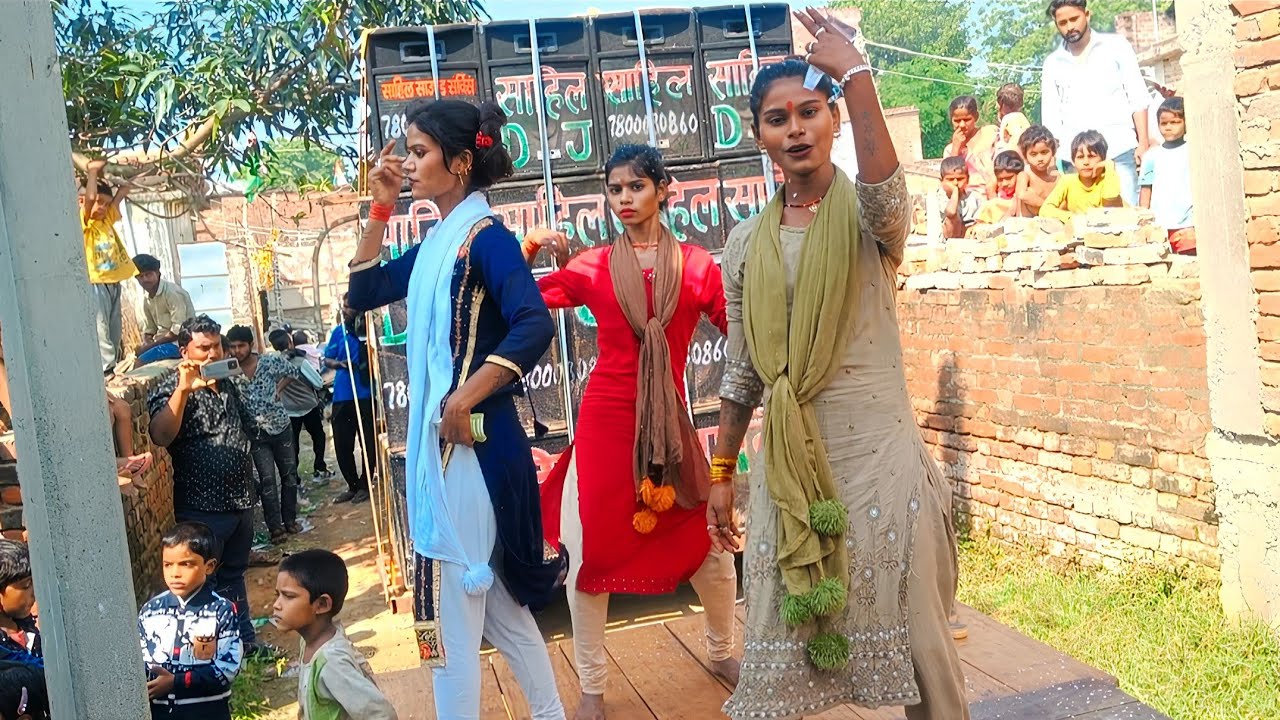 Red Colour Sadiya - Dil Kahe Le Gail Re Goriya dj dance mgs7117 - YouTube