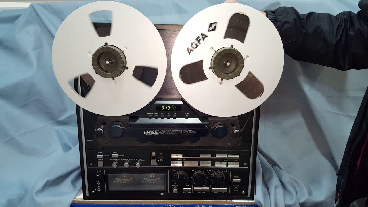 TEAC X2000M - YouTube