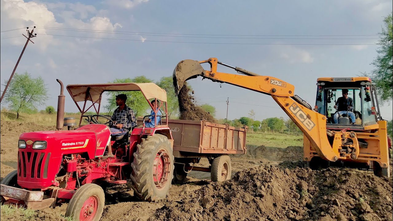 New JCB 3dx Machine Loading mud in Mahindra tractor Hevy loading mud ...
