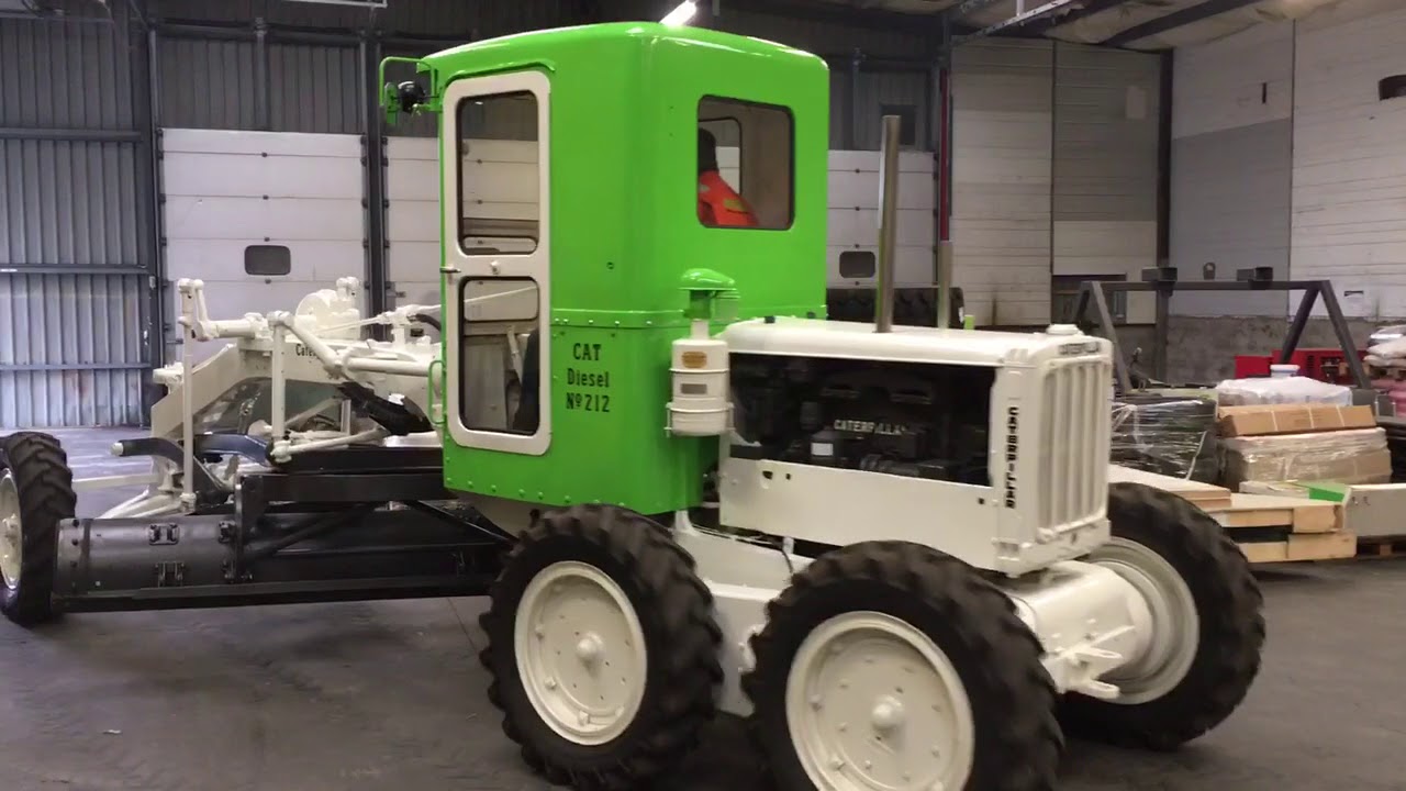 CAT 212 historic motor grader MvO - YouTube