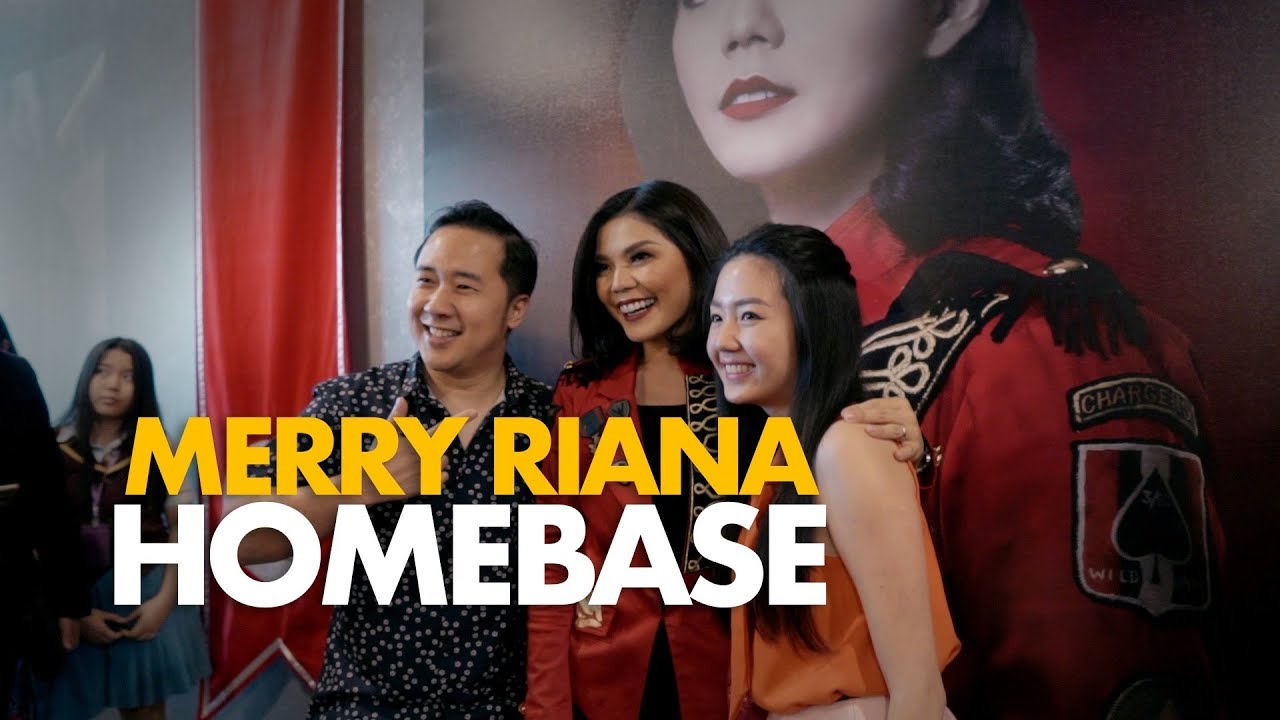 Merry Riana Home Base Opening - YouTube