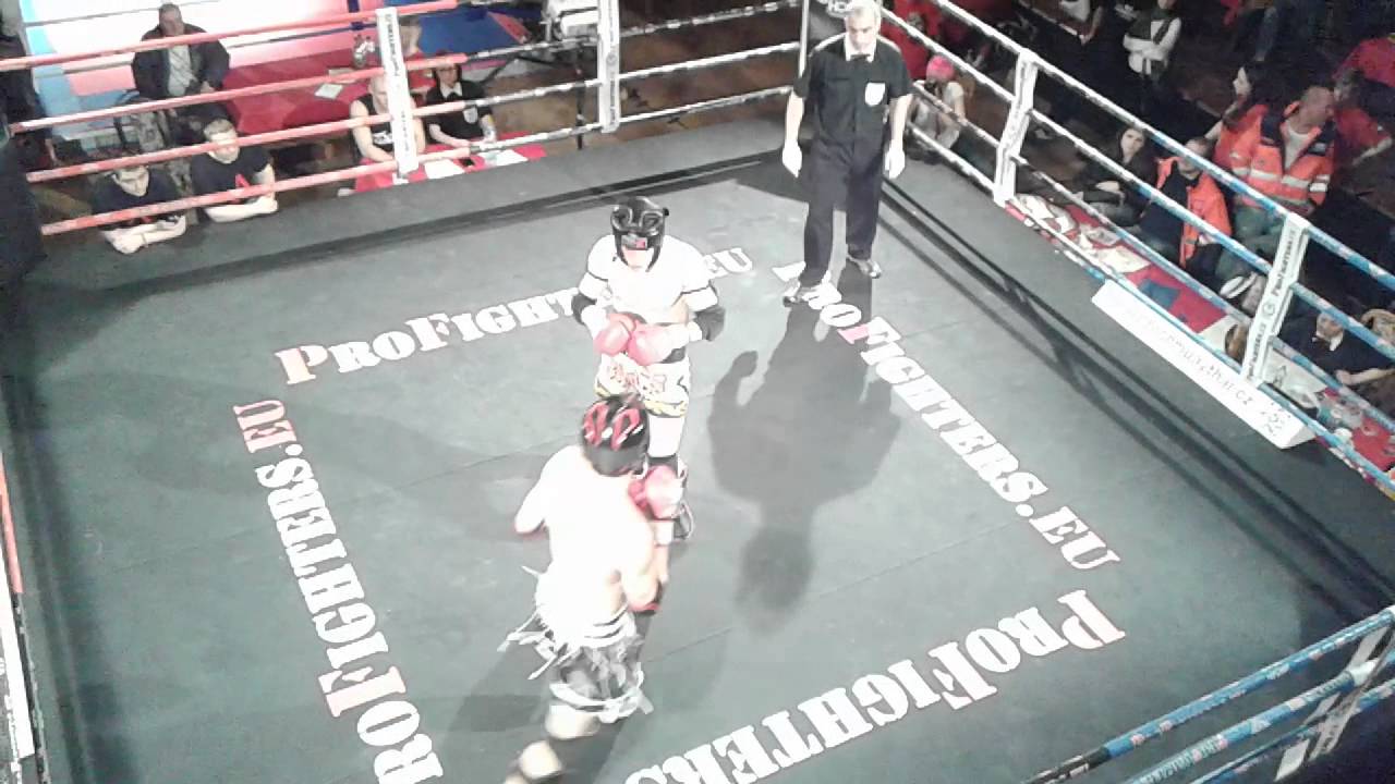 22.2.2015 Petr Slezák (Leonidas Gym) vs. Mazal Tomáš (Jetsaam Gym) - 1 ...