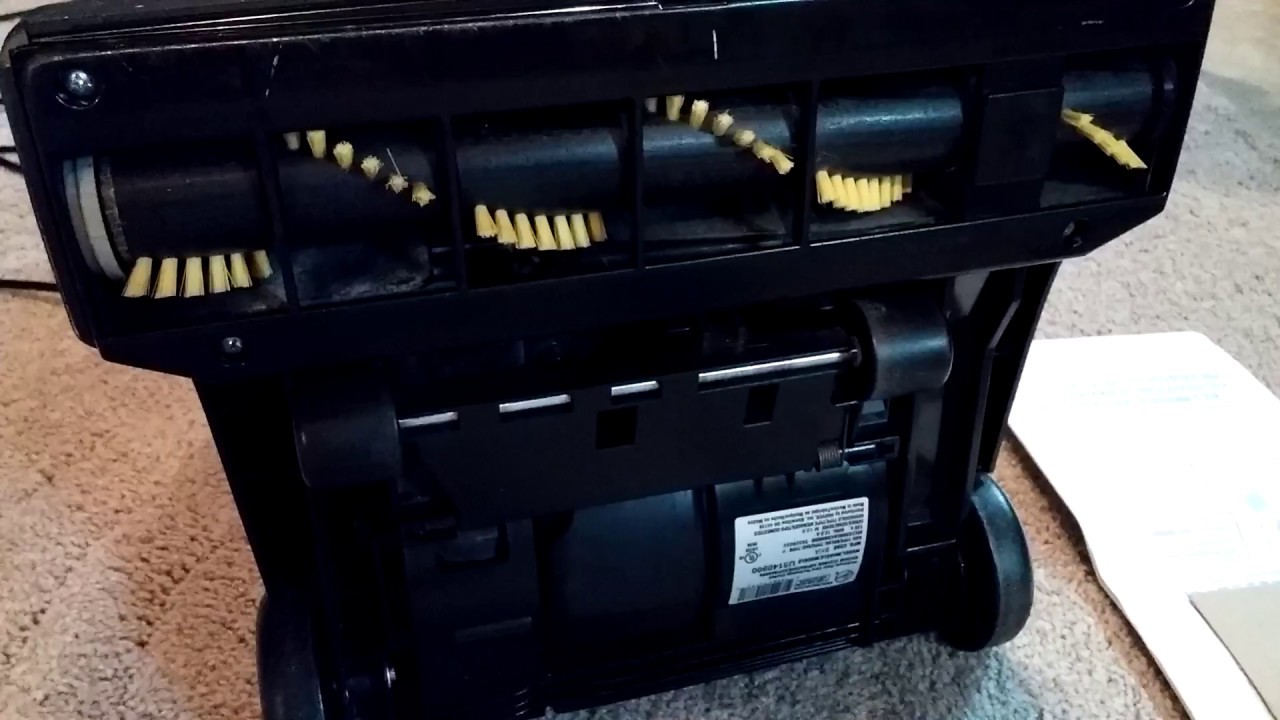 Hoover Tempo Widepath Sand in the Carpet Test - YouTube