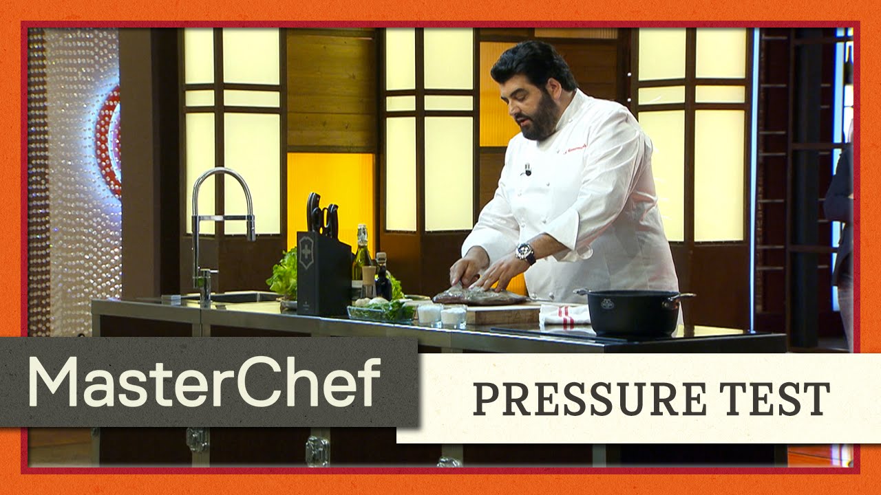 Chef Antonino ai fornelli di MasterChef Italia 5 - YouTube