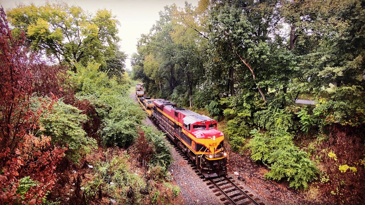Kansas City Southern 4146 leads a Military down the KCS Mexico ...