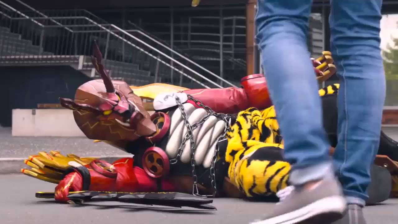 Power Ranger Dino Charge | Tyler vs Fury - Capitulo 8 - YouTube