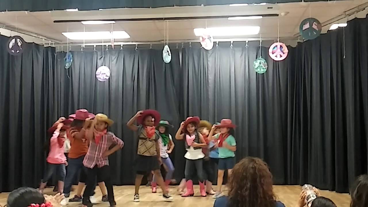 Country dancing - YouTube