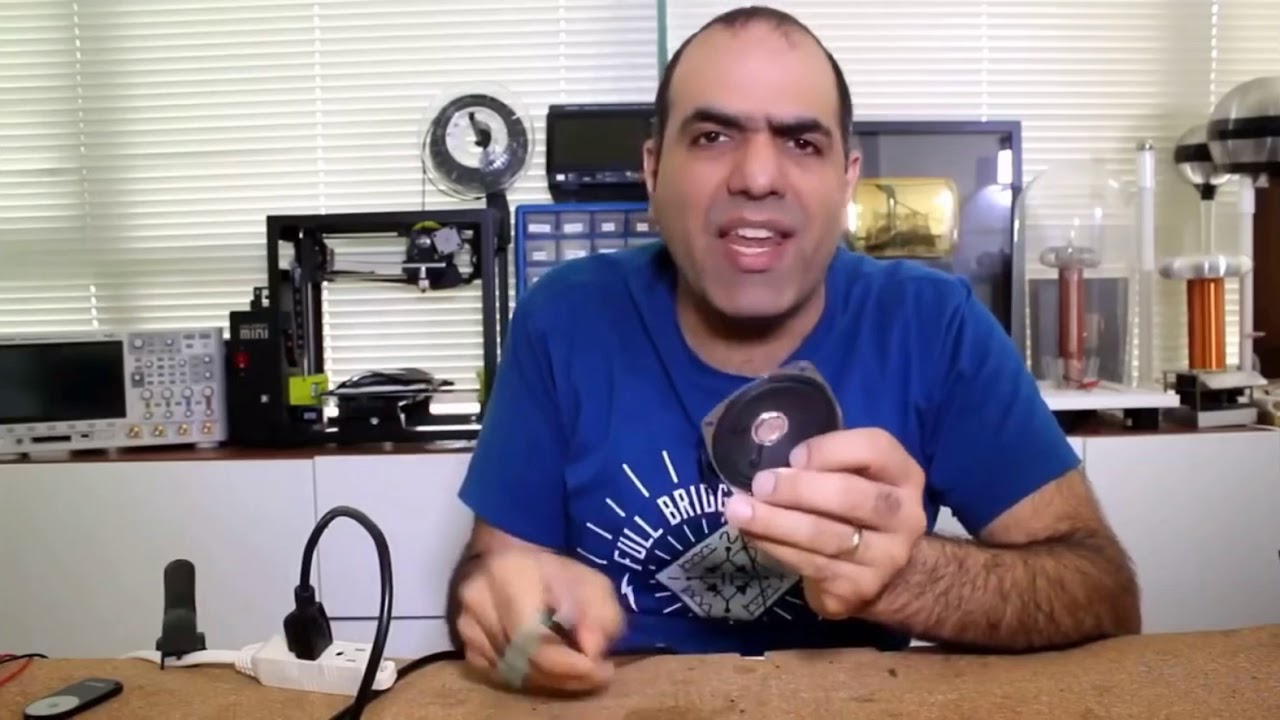 Electric boom electrocuted himself - YouTube