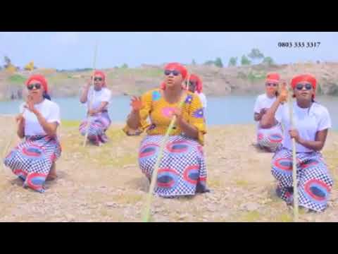Sabuwar_Wakar_Matan_Kwankwasiyya_Wacce_Taja_Magana_-_Mu_Makafi_Ne_(Original_Video)_By_Aminu_Dumblin