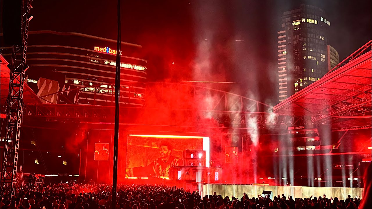 Starboy - The Weeknd - Melbourne - 6 Oct 2024 - YouTube