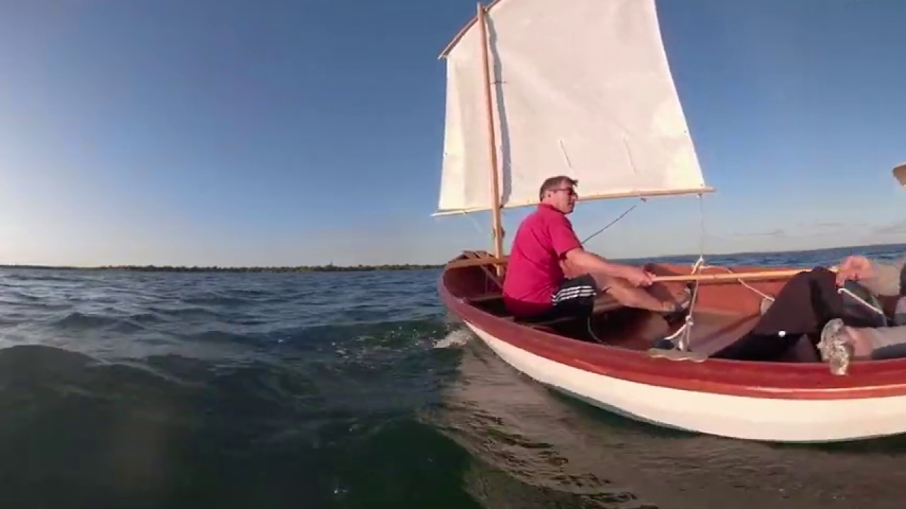 Sailing on Lac St. Louis - YouTube