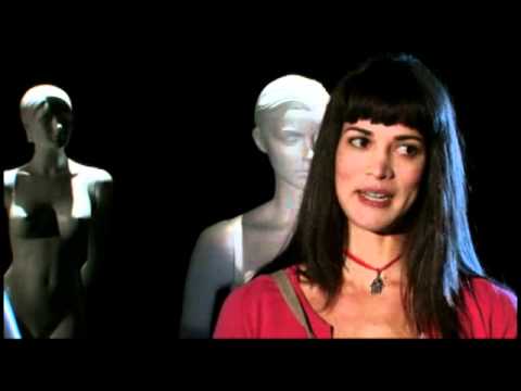 La Mujer Perfecta- Monica Spears