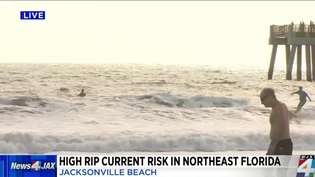 High rip current risk in Northeast Florida - YouTube