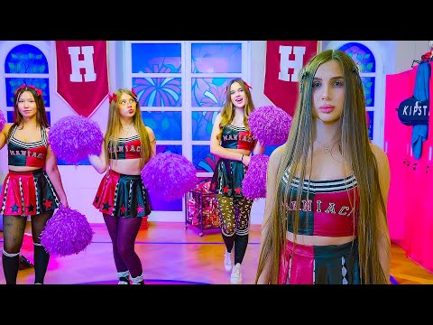 ДИАНА И НОВАЯ КОМАНДА ЧЕРЛИДЕРШ В ШКОЛЕ ROSE THORN!!! КТО ТЕПЕРЬ ЛИДЕР?