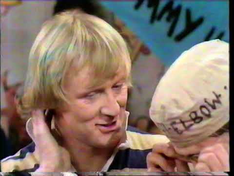 Tiswas. Houdi Elbow. Meal out with Mother - YouTube