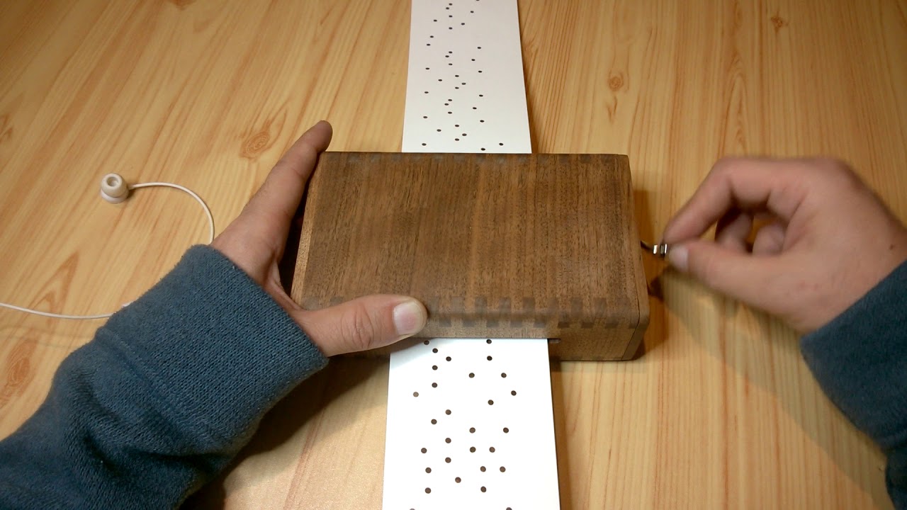 Scarborough fair, 30 note music box playing paper tapes - YouTube