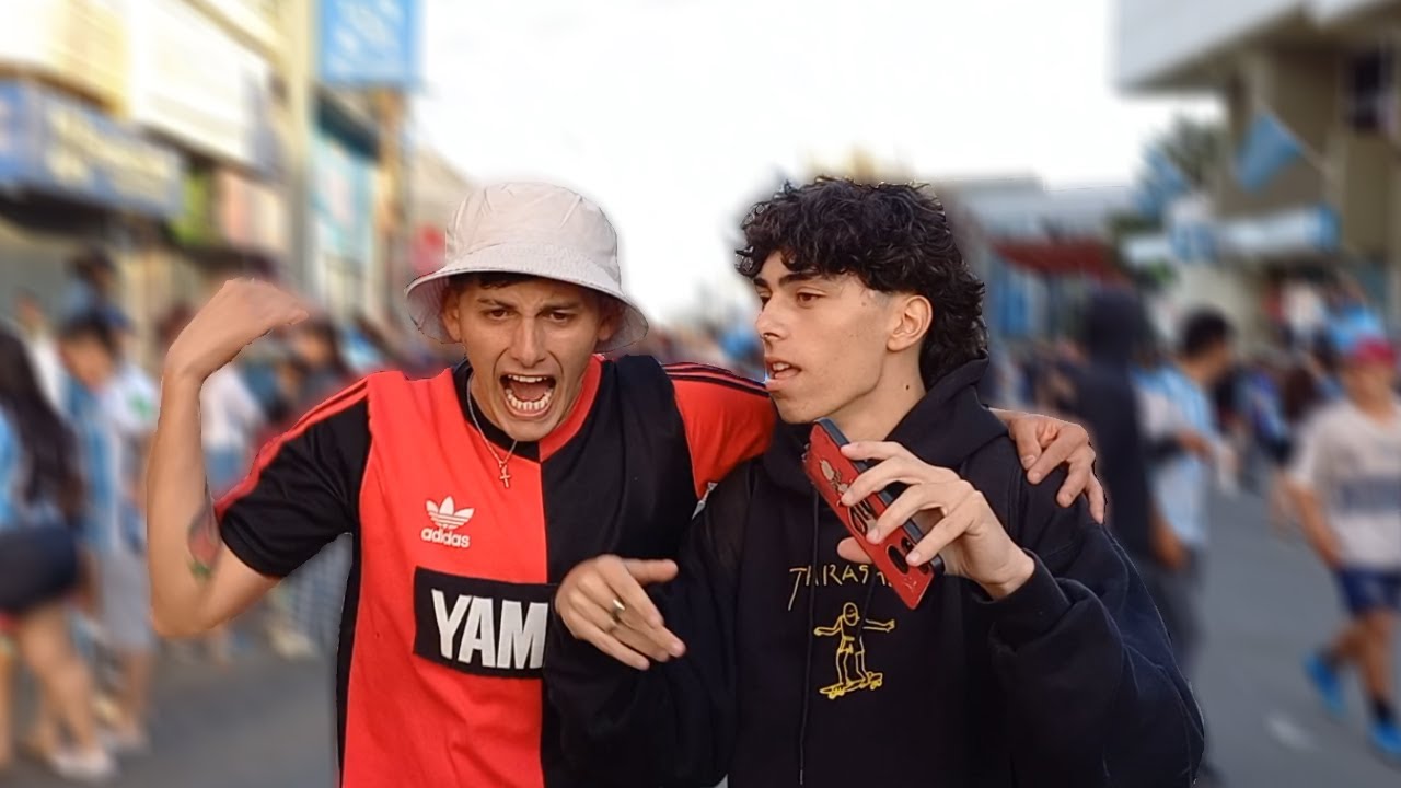 ENTREVISTANDO GENTE RANDOM *se pudre todo* - YouTube