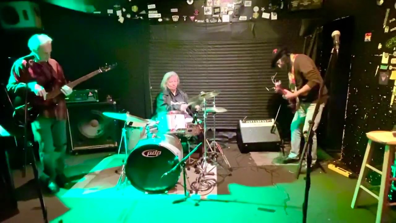 Black Magic Woman. Jose Chepito Areas/ Ray Cepeda - YouTube