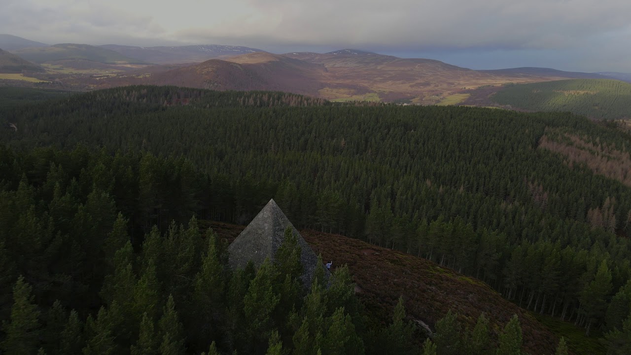 Prince Albert Memorial Pyramid Balmoral - YouTube