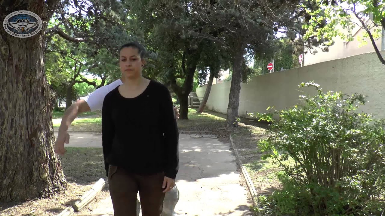defense against rear neck lock - kubotan - YouTube