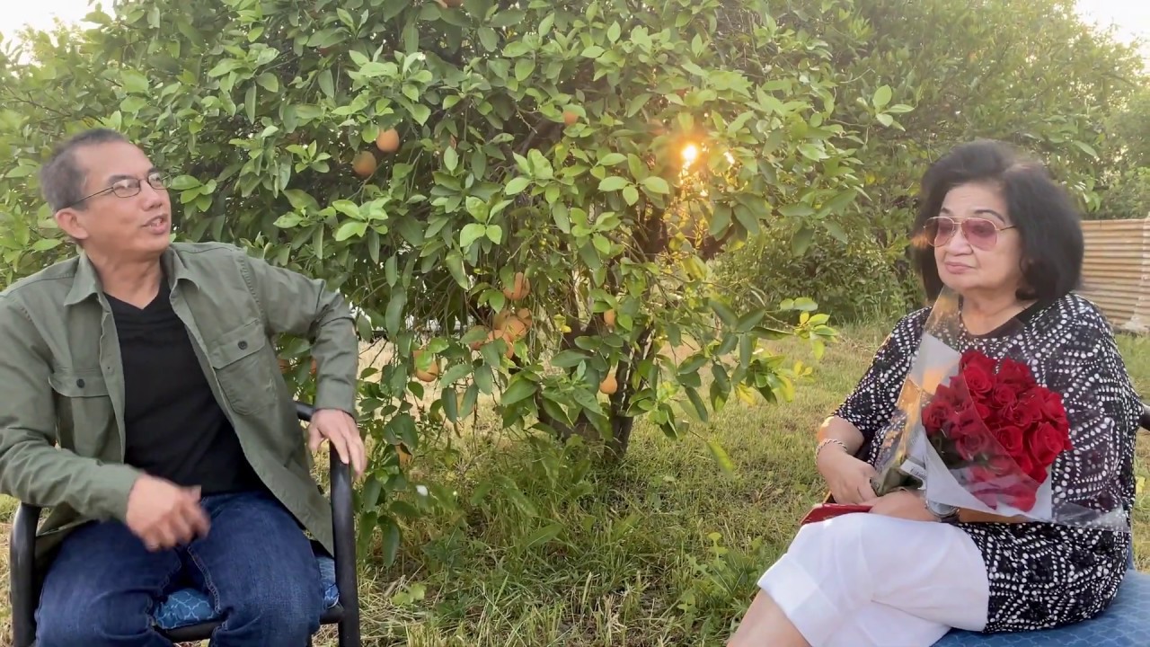 Spending Mother's Day with First President Indonesia Soekarno Wife ...