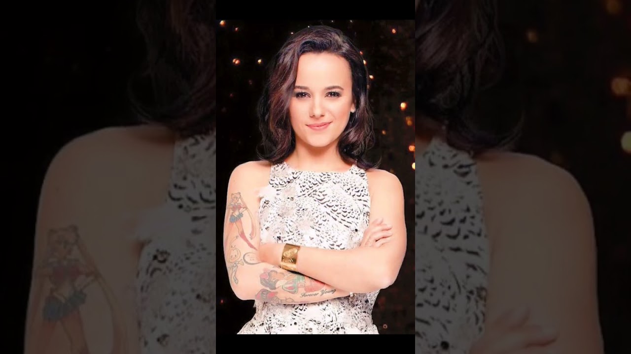 Alizee #shorts #francais - YouTube