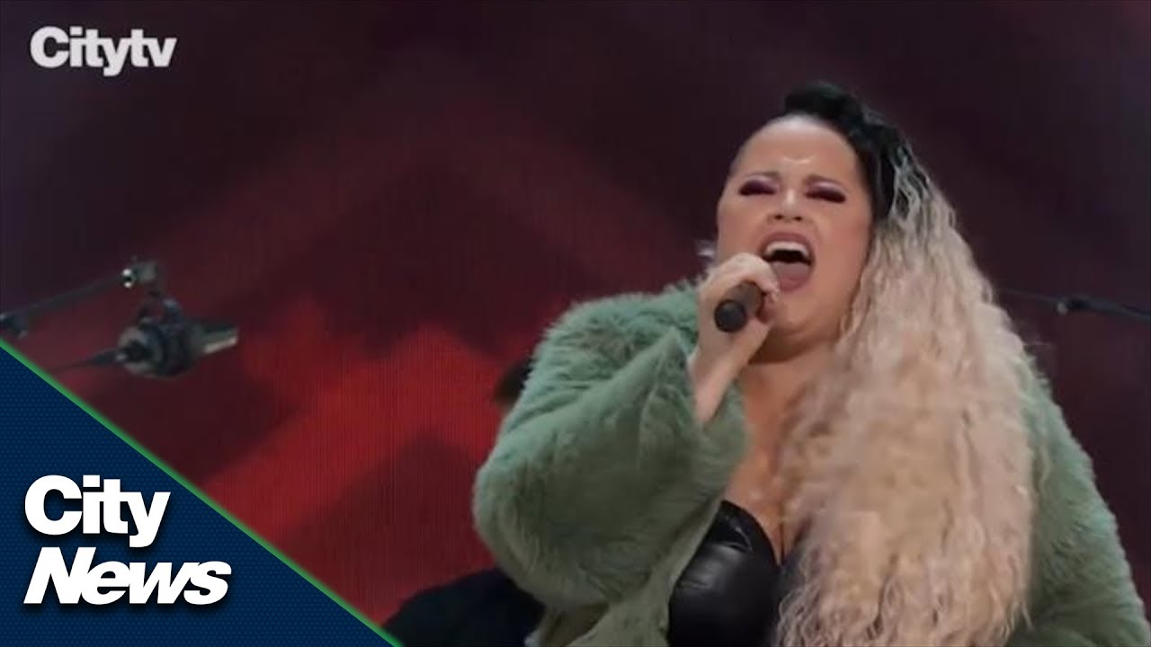 A golden buzzer win for singer/songwriter Stacey Kay - YouTube