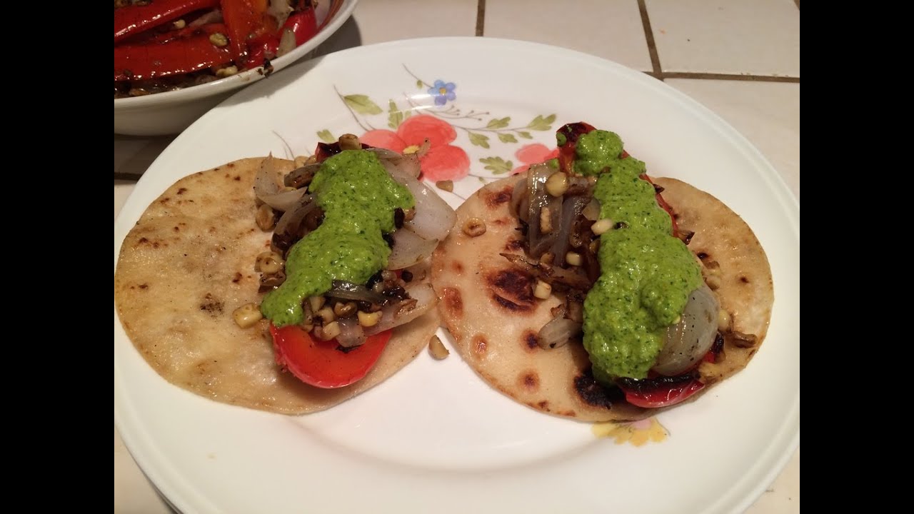 Twisted Aji Verde Steak Tacos on the Mojoe Griddle - YouTube