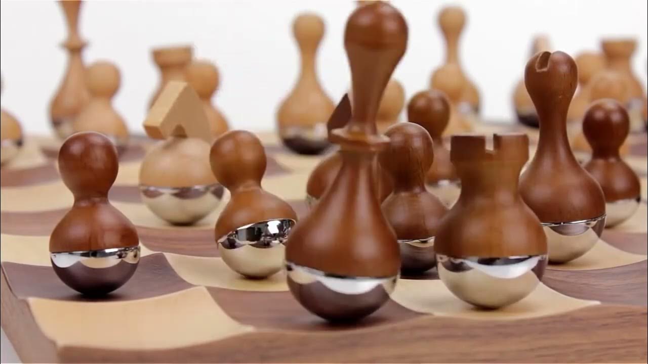 Шахматы Umbra Wobble подарочные, с качающимися балансирующими фигурами ...