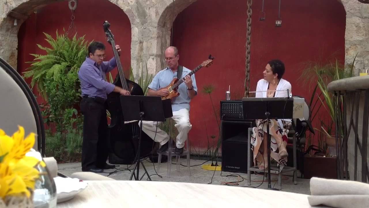 Moonglow Angela Rosas/ Jazz Singer - YouTube