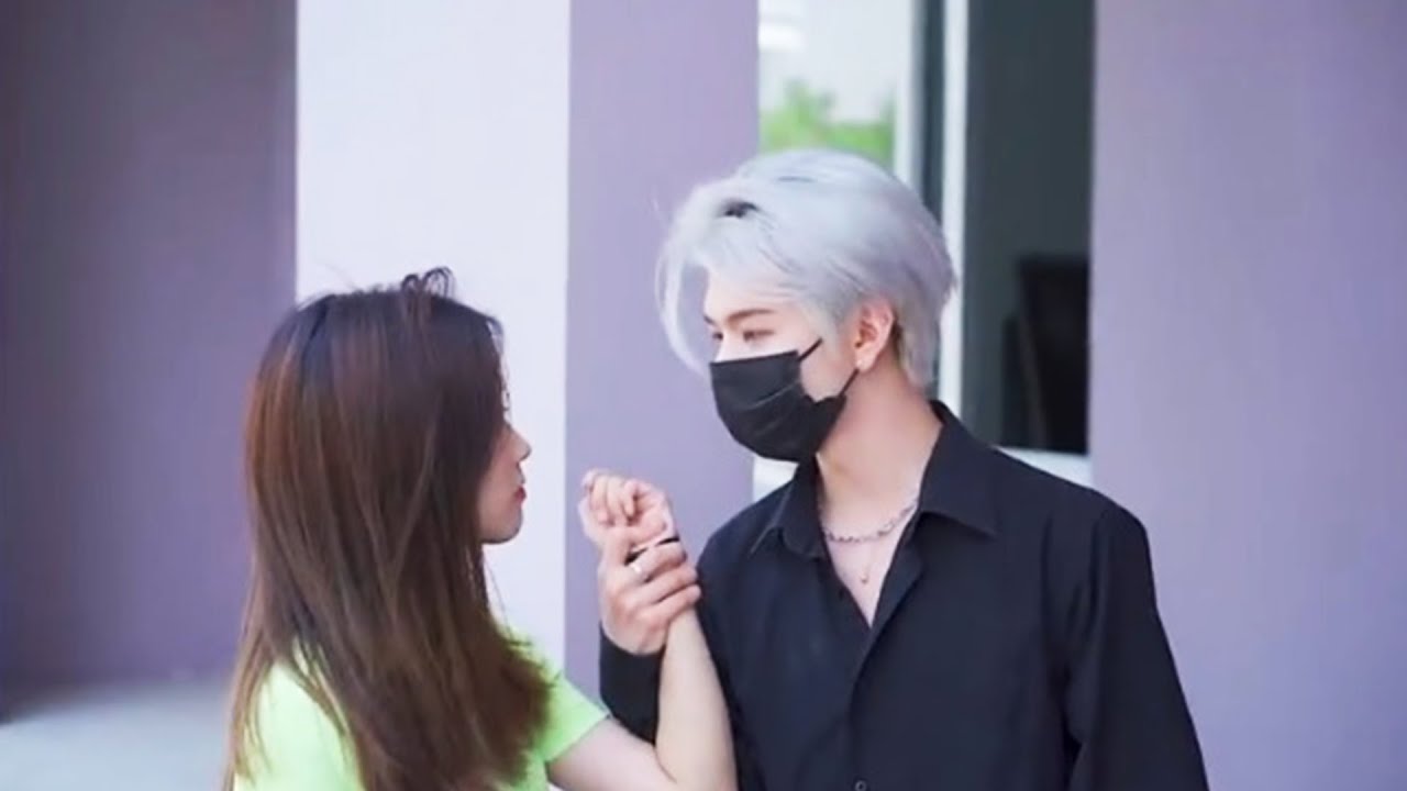 Mask Man Fall In Love With Quiet Girl | High School Love Story #EP1 ...